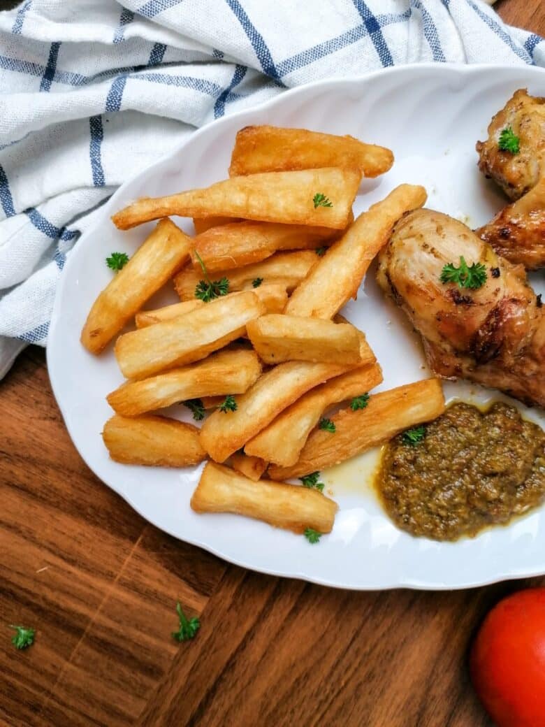 Tout savoir sur le manioc : bienfaits| recette manioc|conservation ...