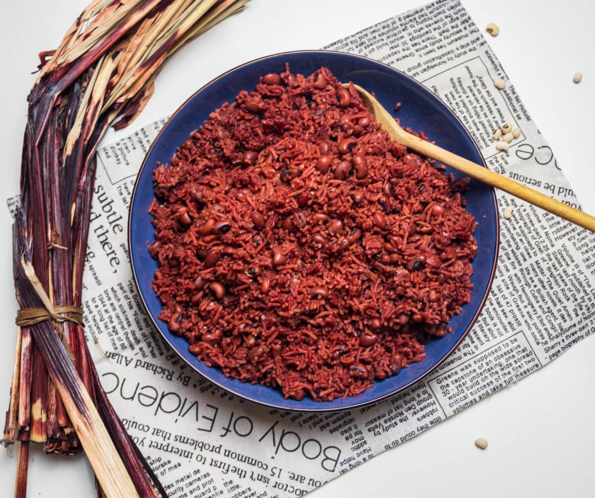 Easy Beans Rice Recipe | Waakye Rice / Ayimolou / Atassi | Kelianfood