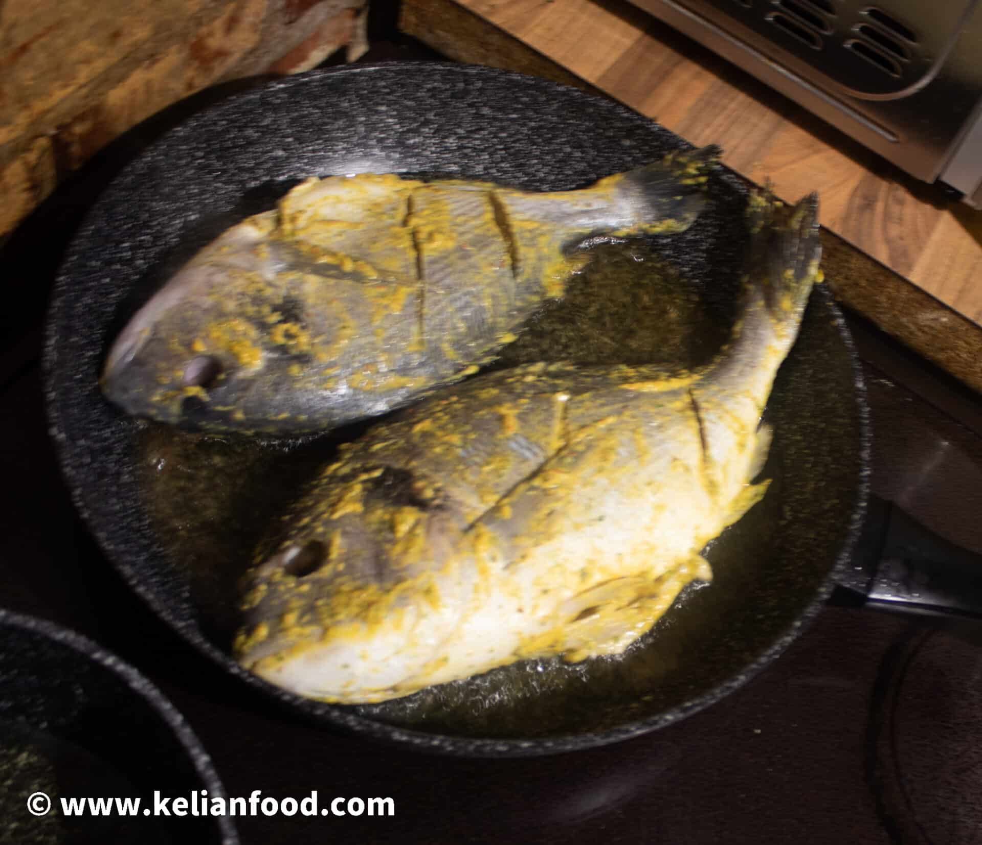Recette facile Recette facile Poisson frit en sauce | Kelianfood