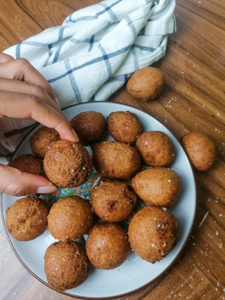 Les delicieux beignets à la noix de coco | Kelianfood
