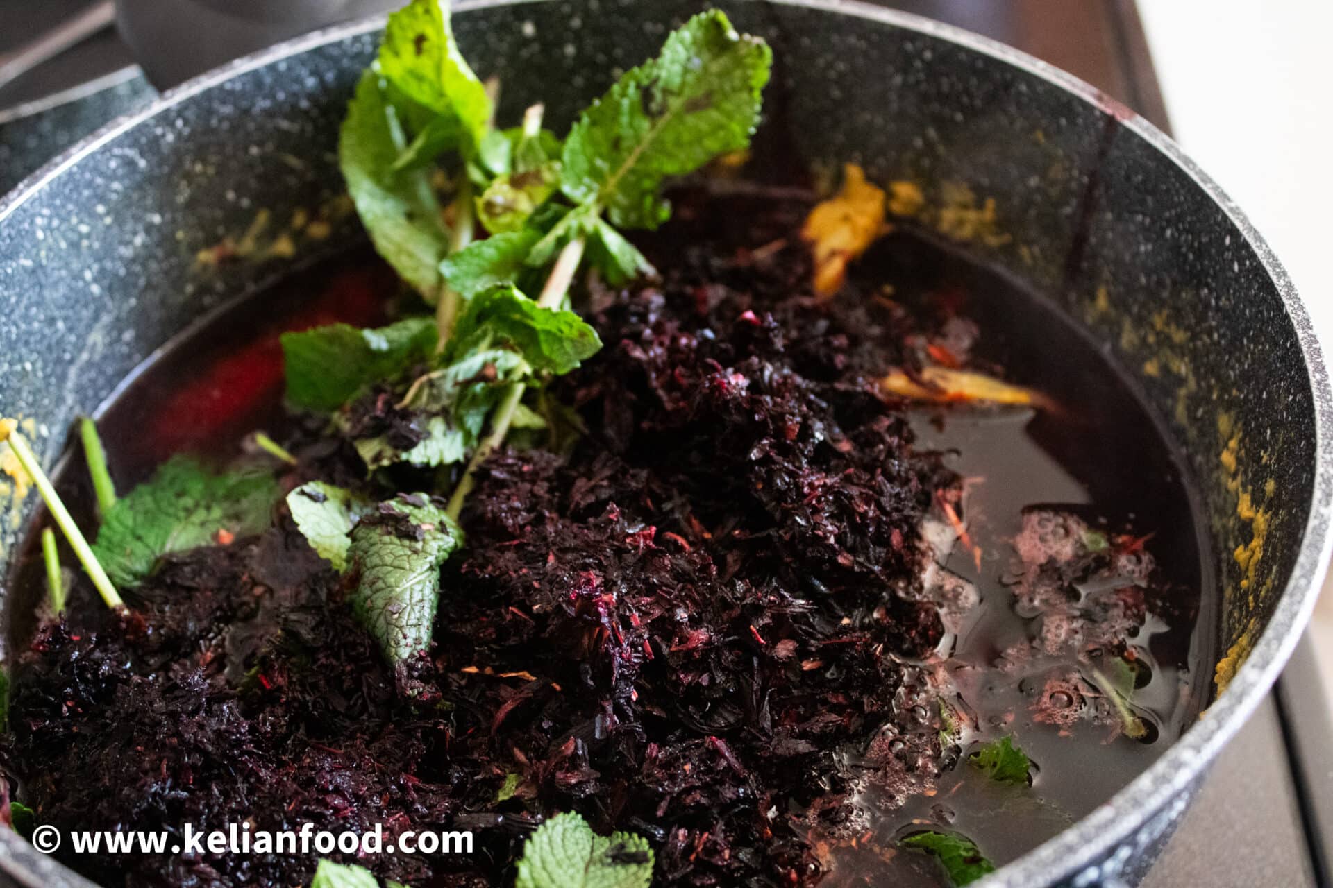 Jus de bissap : recette facile avec ananas et menthe! | Kelianfood